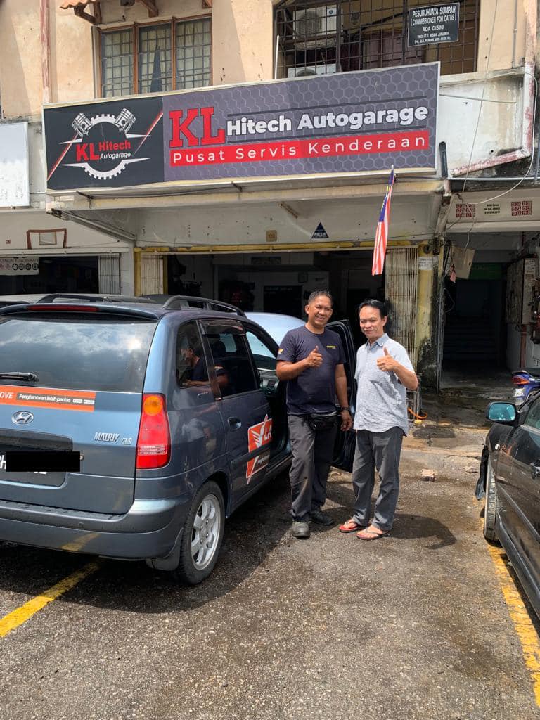 Smart Car Service Booking Malaysia with AI Insights - Juzserv
